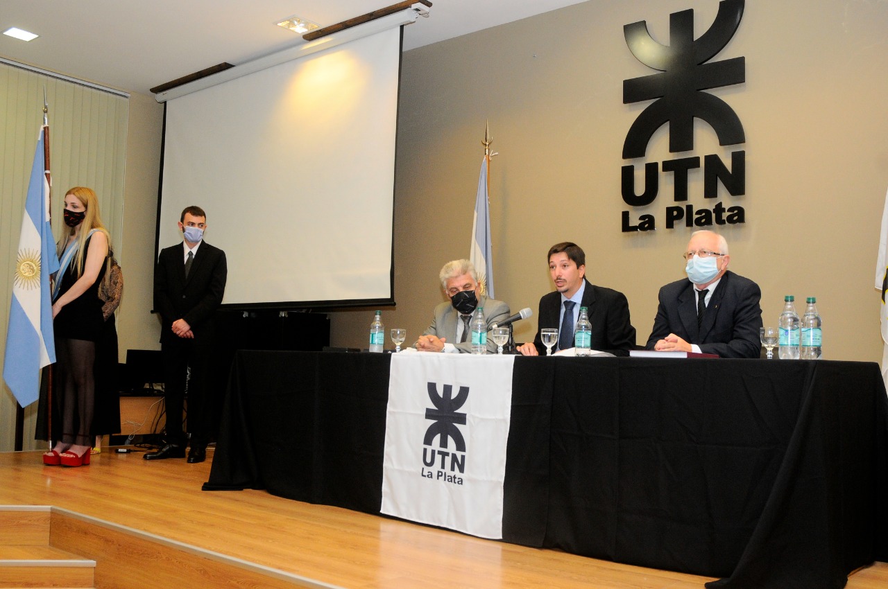 Asumió el nuevo Decano de la UTN La Plata y uno de sus desafíos será volver a la presencialidad ...